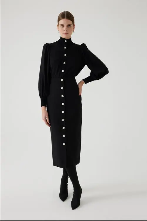 EXQUISE Amanna High Neck Knit Shirt