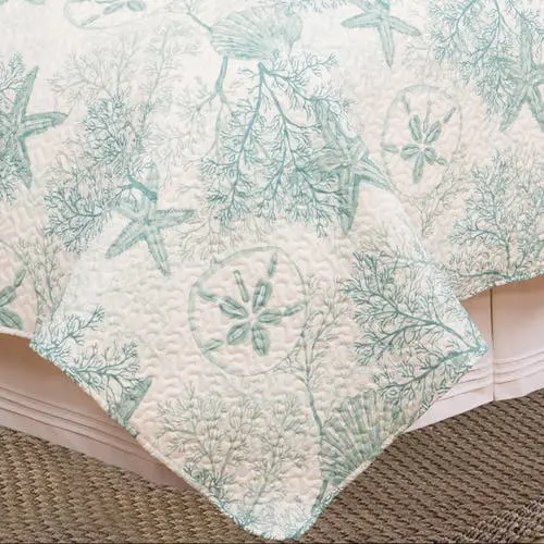 C&F HOME Ocean Treasures Starfish Sand Dollar Quilt Set