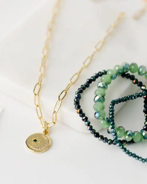 VI BELLA Luna Necklace