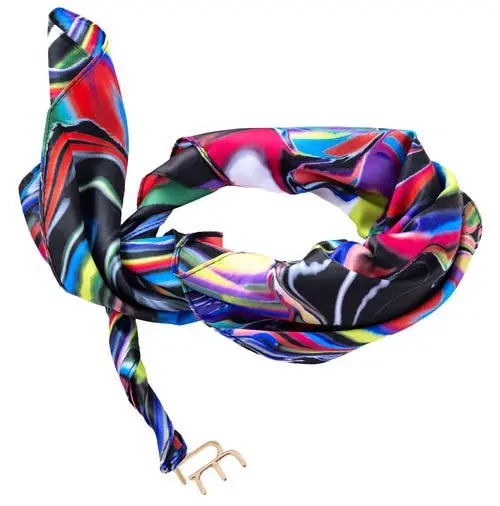 DAI MODA Ty Print Versa Scarf With Logo Hardware - Multi