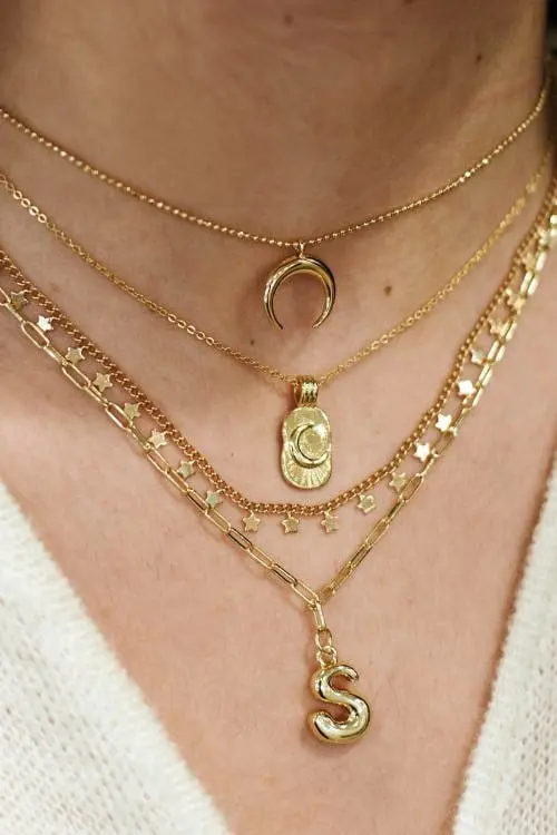 IVY & PEARL CO. Luna Crescent Necklace