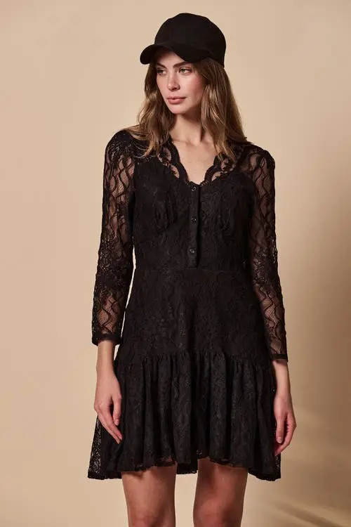 THE SHIRT Lace V-neck Dress