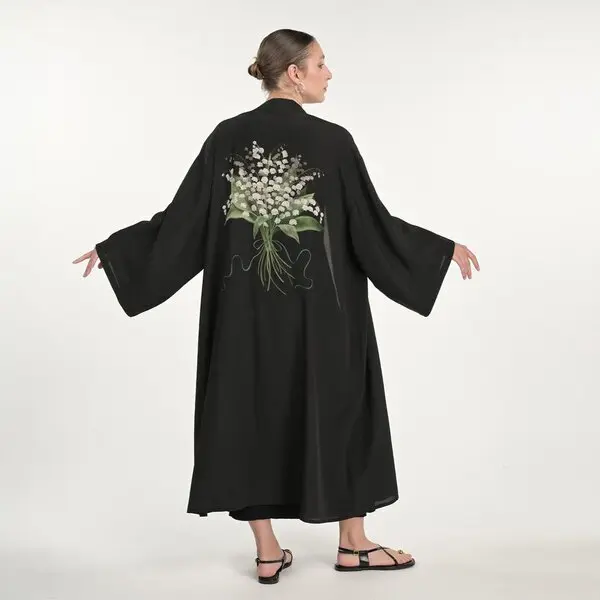 SILK&SOUL Lily Of The Valley Silk Robe - Black
