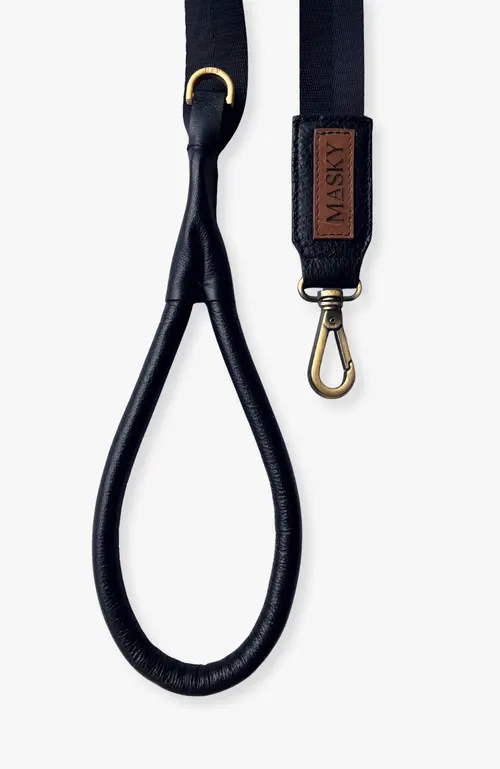 MASKY Noir Leash With Leather Handle - Black