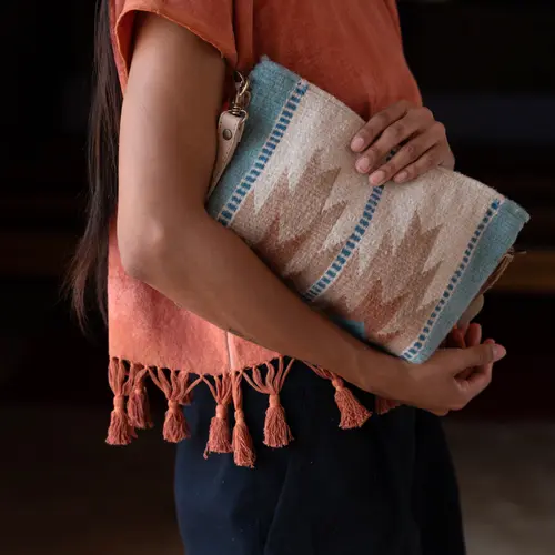 AMASOUK Cielo Rosa Convertible Clutch
