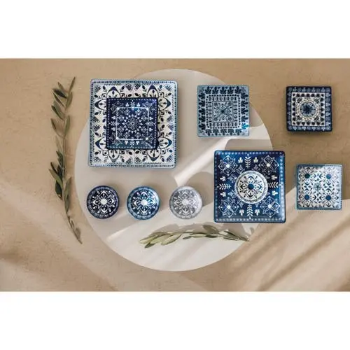 DANICA BRANDS Porto Stamped Plateset Of 2