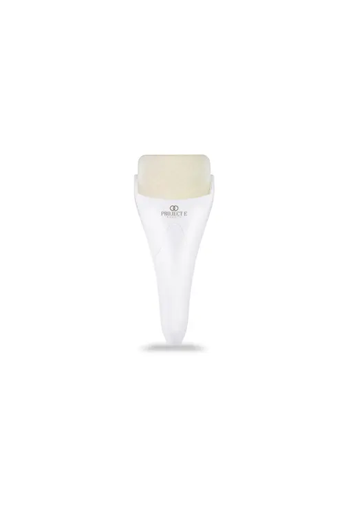 PROJECT E BEAUTY The Ice Roller Cryotherapy Treatment - White