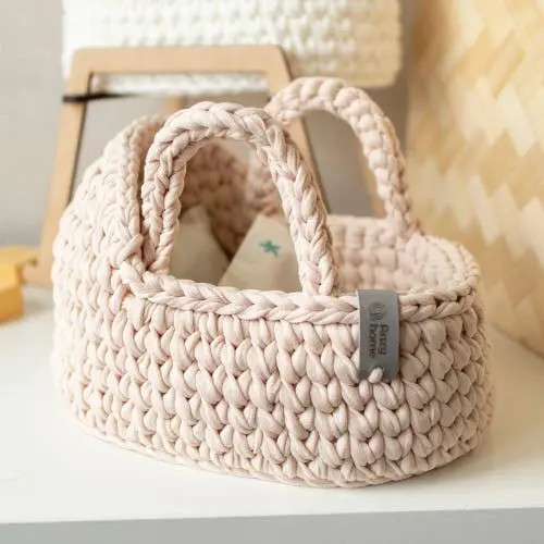 ANZY HOME Miniature Doll Moses Basket With Rocking Stand - Pearl