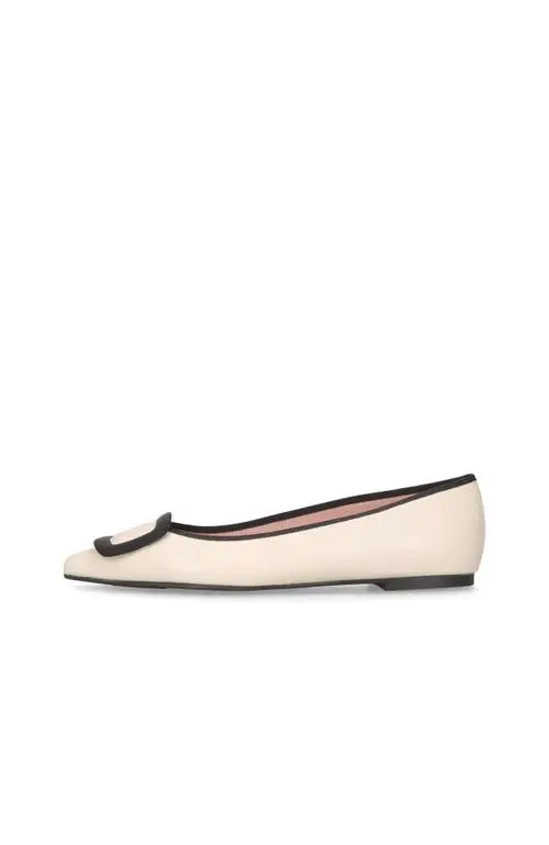 Pretty Ballerinas Pointed Toe Buckle Flat
