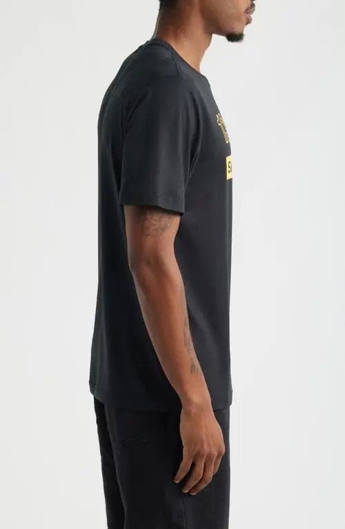 SANTO STUDIO Santo Futbol Tech Logo Graphic T-shirt