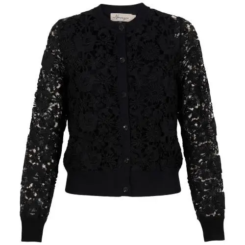 THE NORWAY CLUB Cropped Lace Knit Top