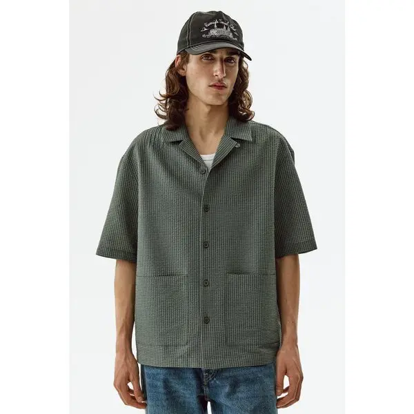 H&m Relaxed Fit Short-sleeved Resort Shirt - Khaki Green/checked