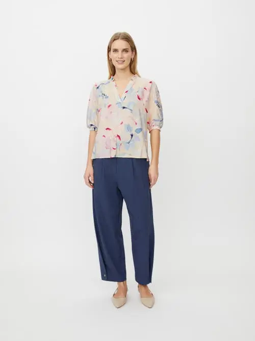 MASAI COPENHAGEN Floral Print V-neck Blouse
