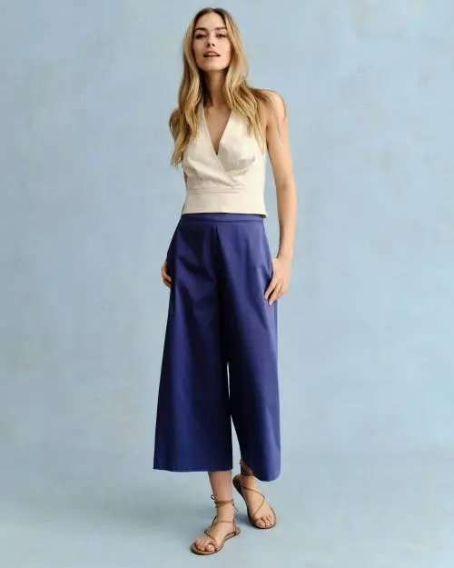 CARTOLINA Olive Halter Top - Ivory
