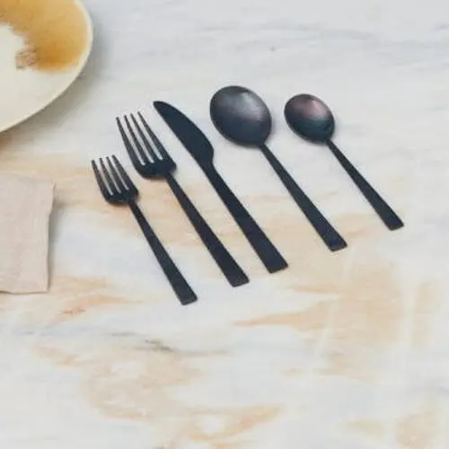 BE HOME Hammered Flatware Set