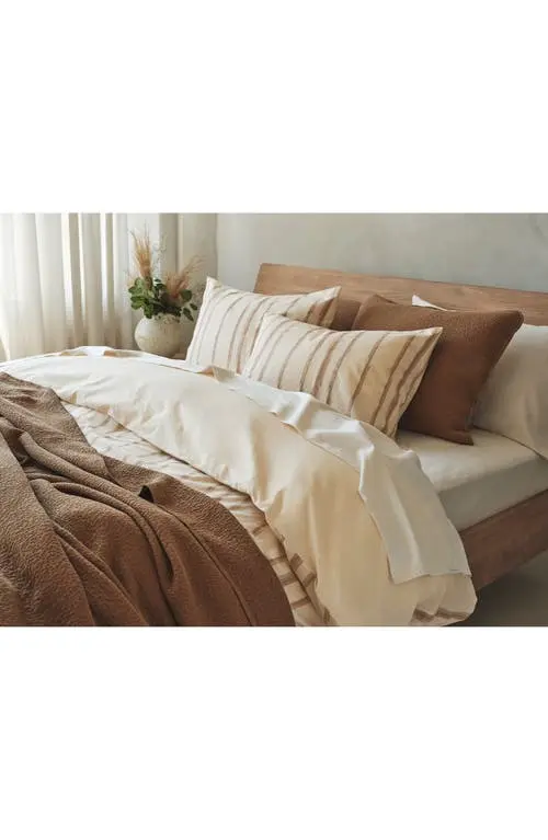 COYUCHI Cascade Organic Cotton Matelassé Blanket
