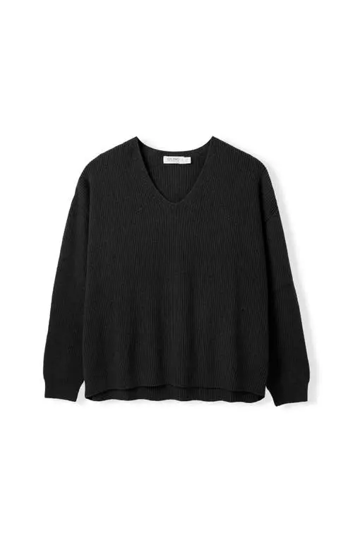 CELTIC & CO. Ribbed V-neck Jumper - Black