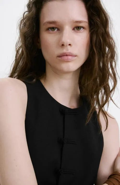 Mango Toggle Closure Vest - Black