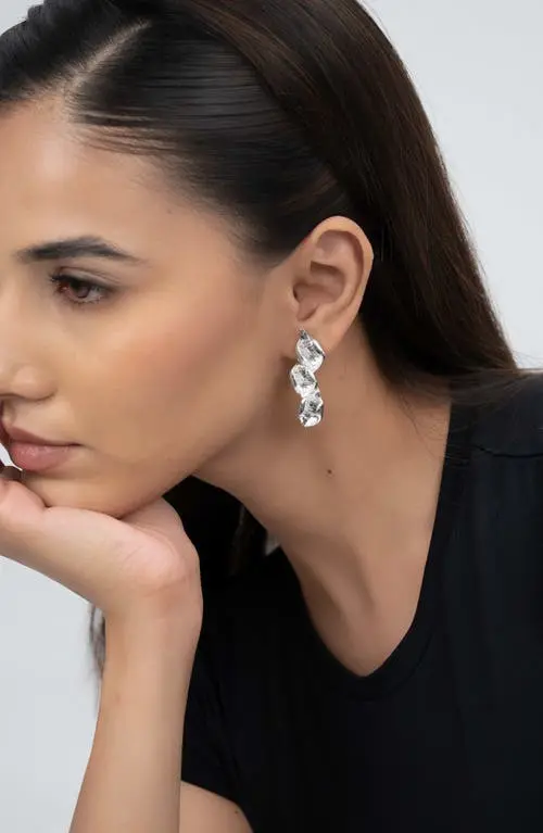 NAVEDA Noa Drop Earrings - Silver