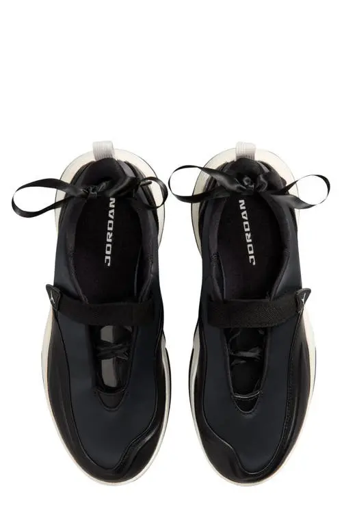 JORDAN The Pointe Sneaker - Black/sail