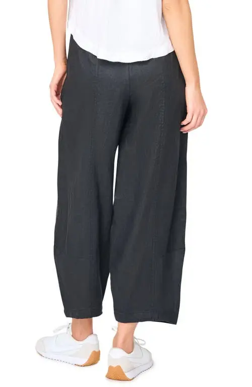GIBSONLOOK Cropped Barrel Leg Cotton Pants