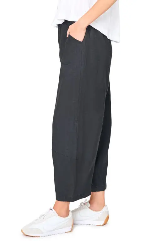 GIBSONLOOK Cropped Barrel Leg Cotton Pants