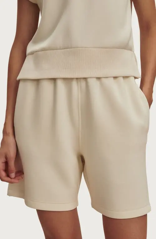 Varley Rumer 6.5 Long Shorts