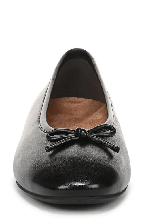 Vionic Larissa Ballet Flat