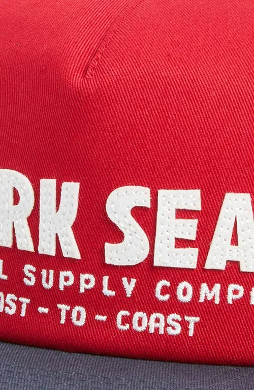 DARK SEAS Newport Snapback Baseball Cap