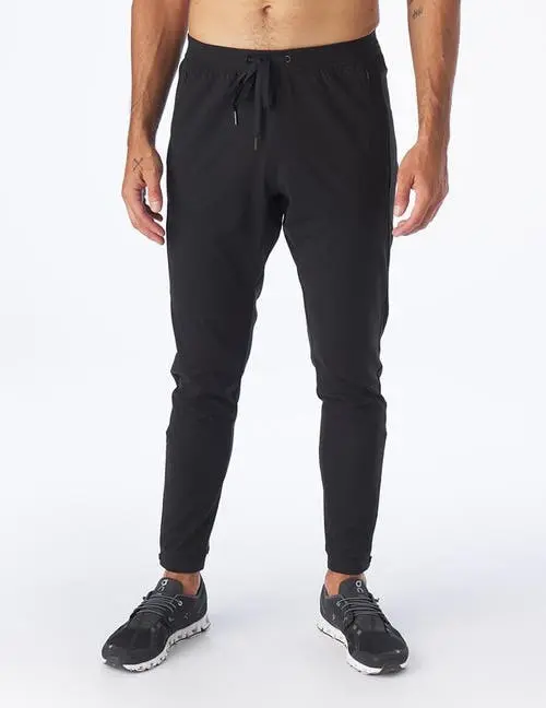 GLYDER Turf Jogger - Black