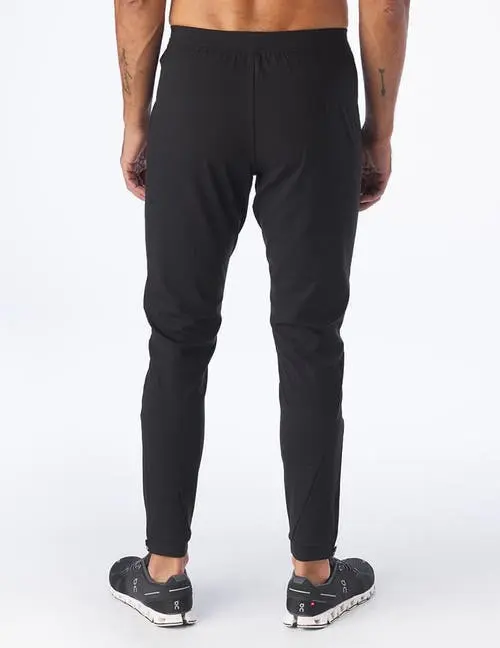 GLYDER Turf Jogger - Black