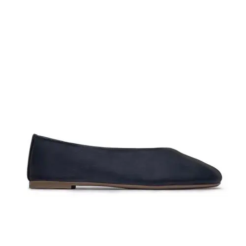 Bernardo Meredith Ballet Flat - Navy