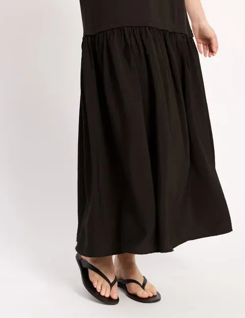ALBARAY Boxy Crew Neck Maxi Dress
