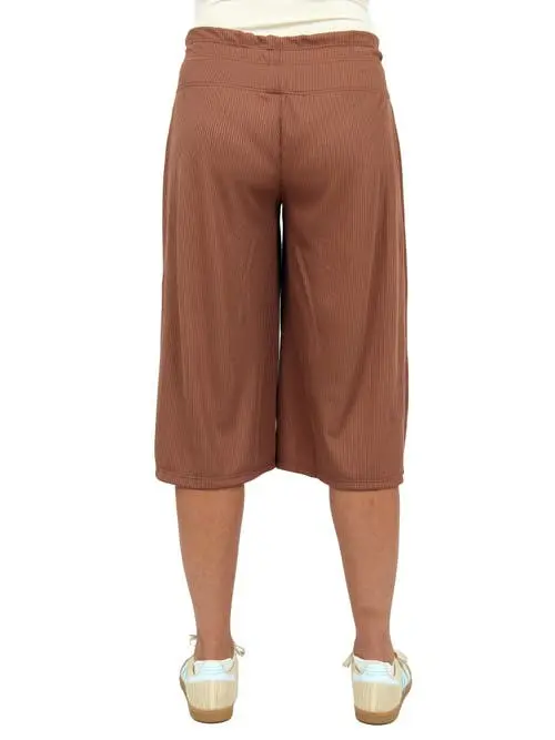 24SEVEN COMFORT APPAREL Basic Ribbed Knit Drawstring Flared Capri Pants - Mocha