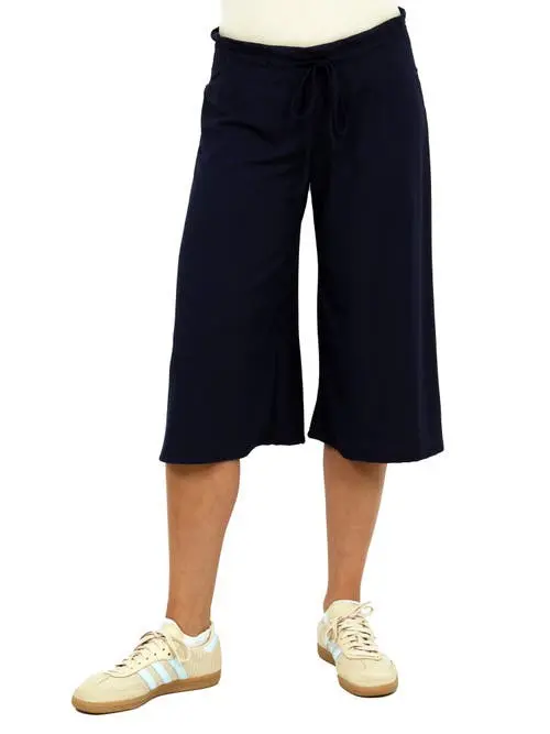 24SEVEN COMFORT APPAREL Basic Ribbed Knit Drawstring Flared Capri Pants - Navy