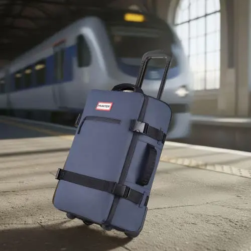 Hunter 21" Carry-on Rolling Duffel - Blue