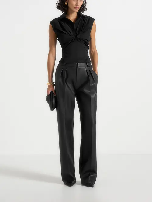 Manière De Voir Gathered Twist Sleeveless Top - Black