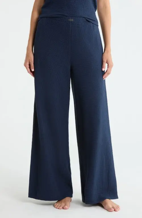 Lunya Stretch Organic Cotton Seersucker Lounge Pants - Deep Blue