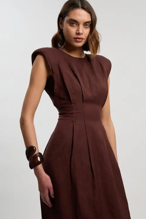 Karen Millen Linen Blend Pintuck Midi Dress - Chocolate