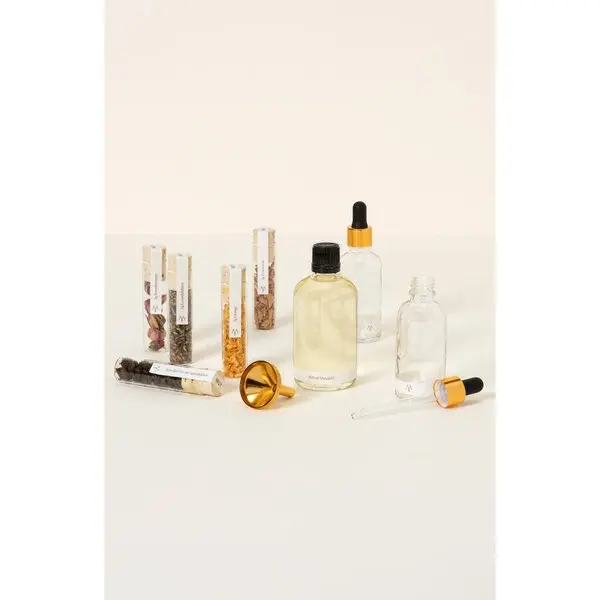 UNCOMMON GOODS Make Your Own Aromatherapy Oil Kit - Multi