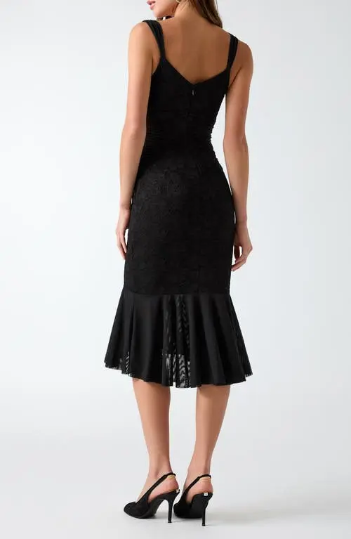 Guess Caitlyn Lace Sleeveless Sweetheart Neckline Midi Dress