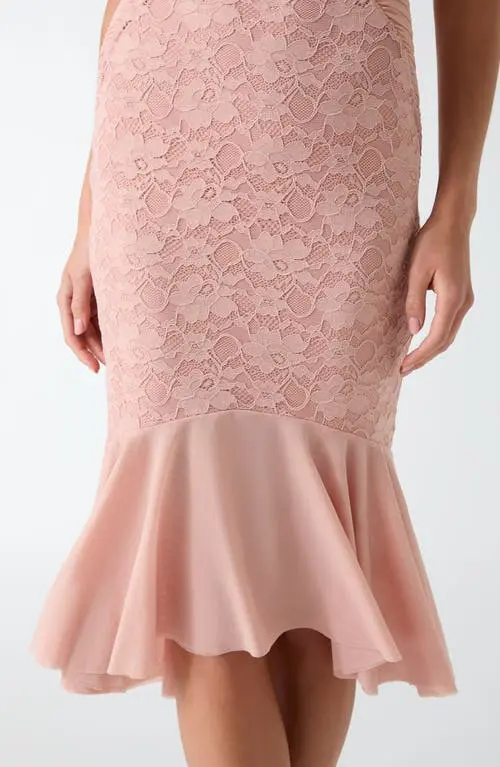 Guess Caitlyn Lace Sleeveless Sweetheart Neckline Midi Dress - Pink