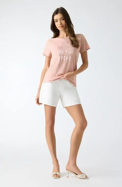 Guess On The Yacht" Graphic T-shirt
