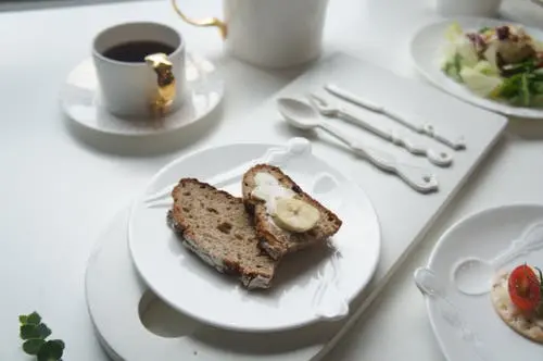 Twig New York Cutlery Set Of Two Accent Plates - Multi