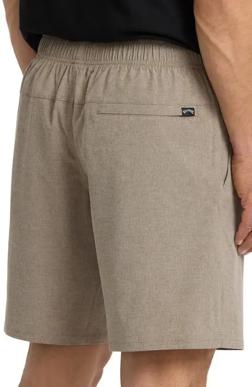 BILLABONG Crossfire Wave Shorts - Khaki
