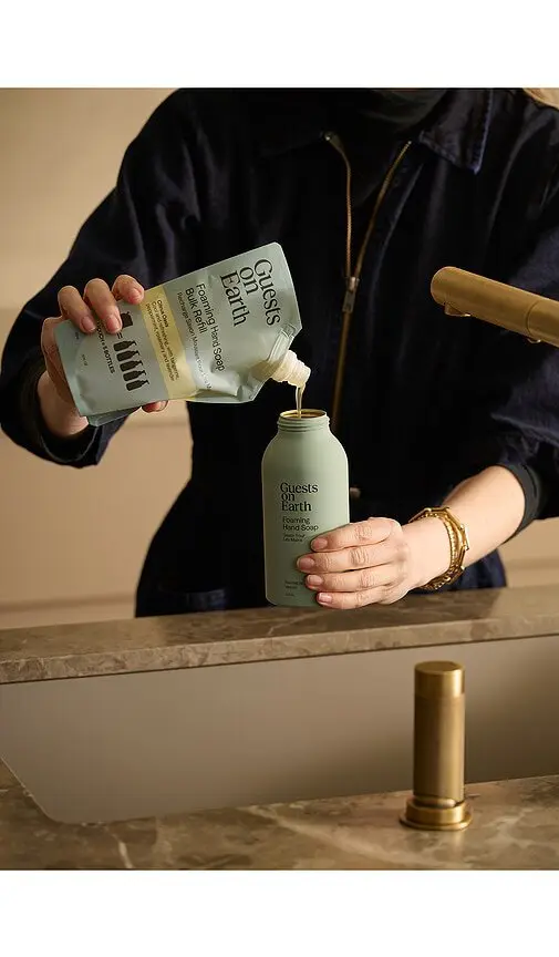 GUESTS ON EARTH Foaming Hand Soap Bulk Refill