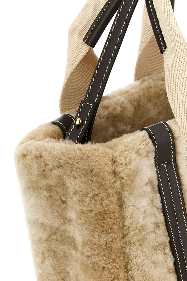 Chloé Beige Shearling Small Woody Shopping Bag