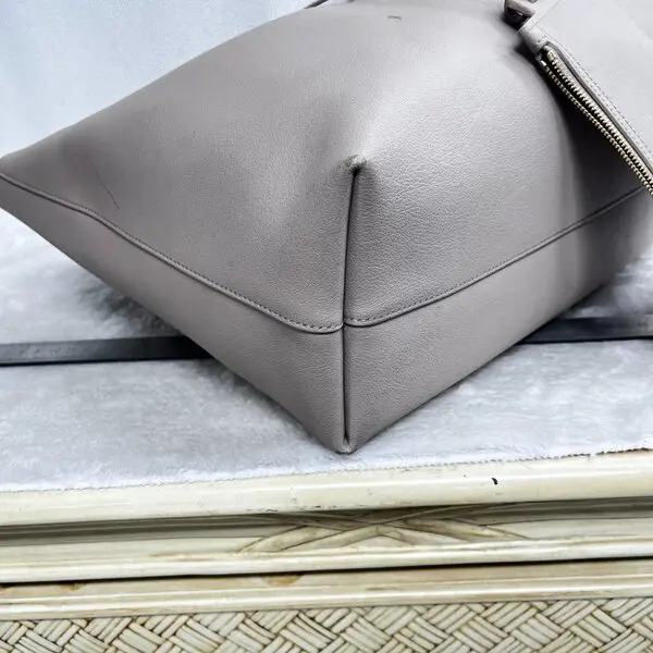 Saint Laurent Tote Bag