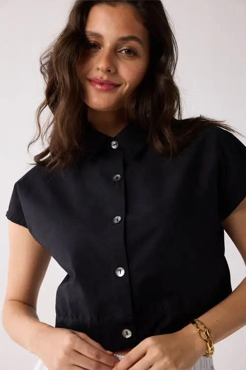 REISTOR Oversized Cropped Shirt With Cinched Waist