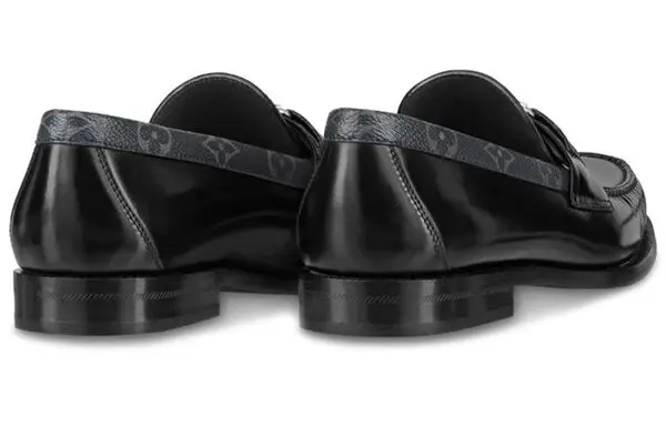 LOUIS VUITTON Major Loafers 'black With Monogram Deco